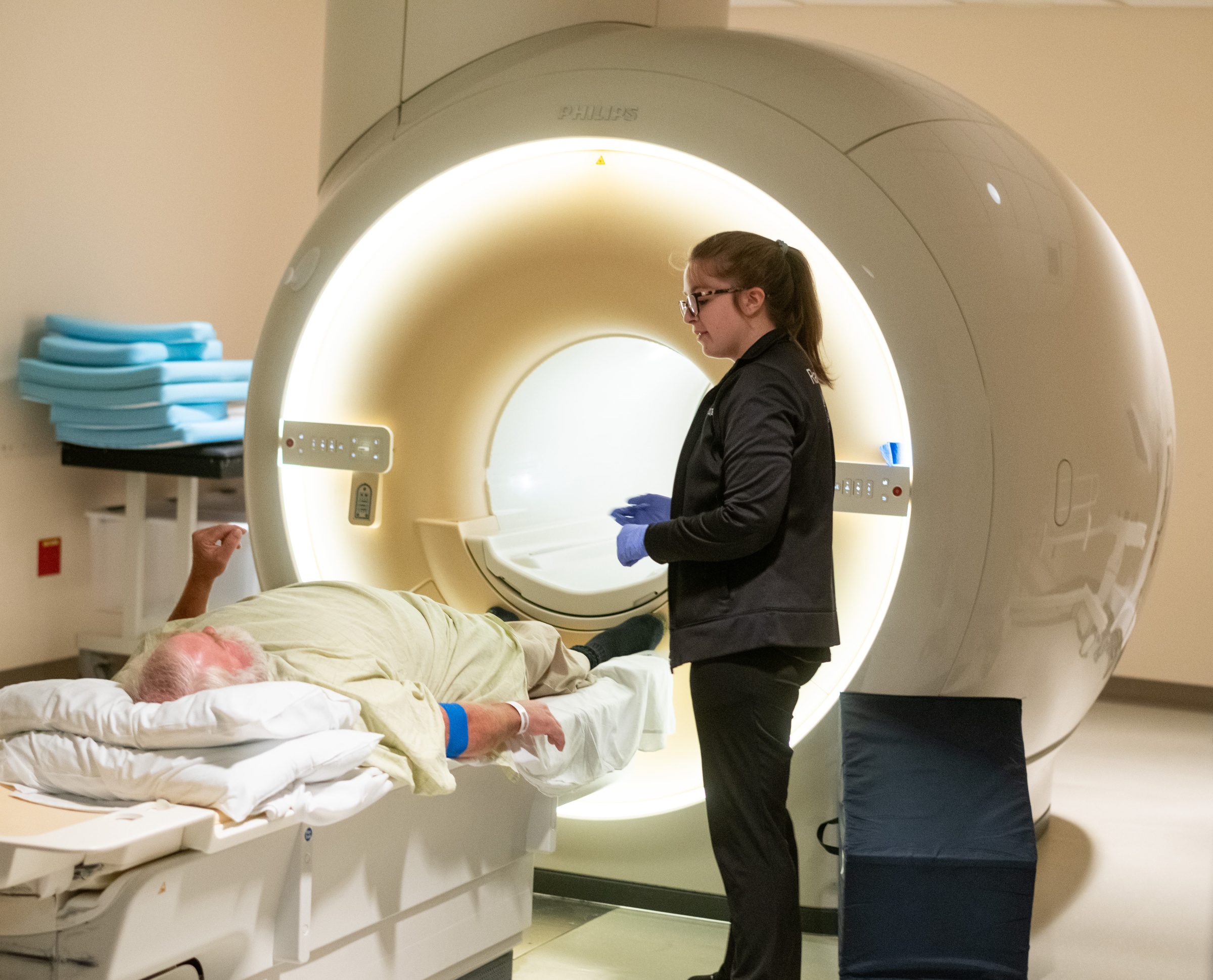 Magnetic Resonance Imaging (MRI) | University of Vermont Health